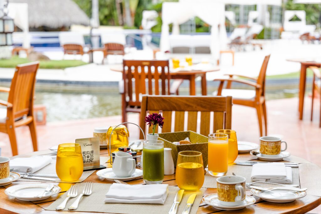 NUEVOS_Emiliano_Breakfast – Velas Resorts' Dining Menus